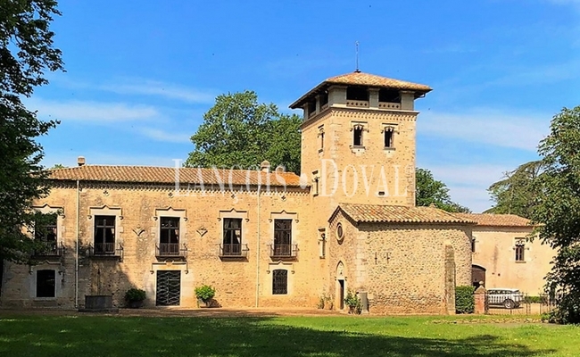 Fincas y masías en Cataluña en venta | Lançois Doval Fincas y masías en Cataluña en venta | Lançois Doval